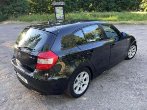 Black BMW 118 2006 in Vilnius, with an engine capacity of 2.00 L and mileage of 370 thousand km for 2500 €, photo 6 on AUTOMOTO.COM.LV
