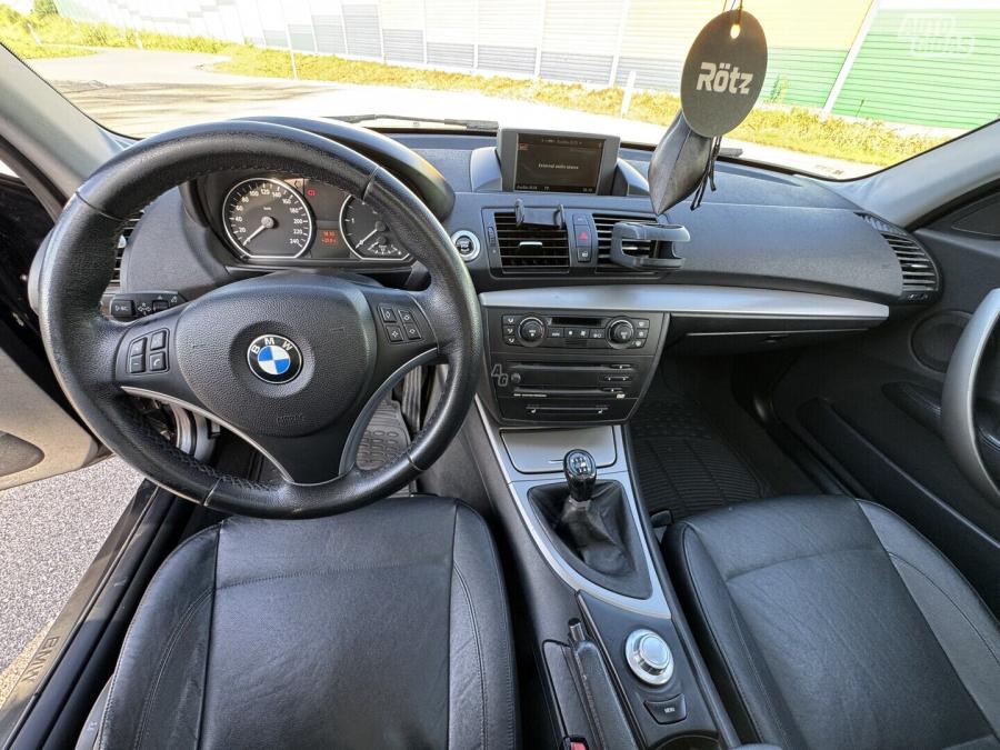 Melns BMW 118 2006 Kauņa, ar dzinēja tilpumu 2.00 L un nobraukumu 308 tūkst. km par 2200 €, foto 6 vietnē AUTOMOTO.COM.LV