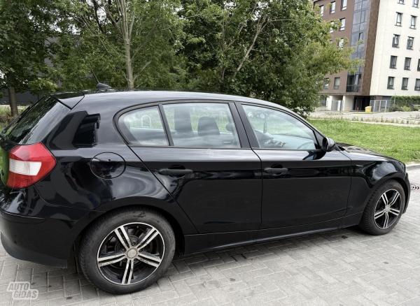 Melns BMW 118 2006 Viļņa, ar dzinēja tilpumu 2.00 L un nobraukumu 397 tūkst. km par 2300 €, foto 8 vietnē AUTOMOTO.COM.LV