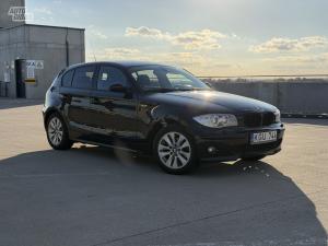 Melns BMW 118 2006 Viļņa, ar dzinēja tilpumu 2.00 L un nobraukumu 298 tūkst. km par 2500 €, foto  vietnē AUTOMOTO.COM.LV