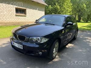 Black BMW 118 2007 in Riga, with an engine capacity of 1.80 L and mileage of 339 thousand km for 3000 €, photo 1 on AUTOMOTO.COM.LV
