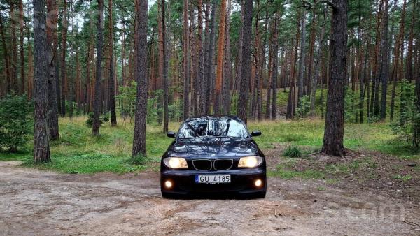 Black BMW 118 2007 in Riga, with an engine capacity of 2.00 L and mileage of 510 thousand km for 2200 €, photo 2 on AUTOMOTO.COM.LV