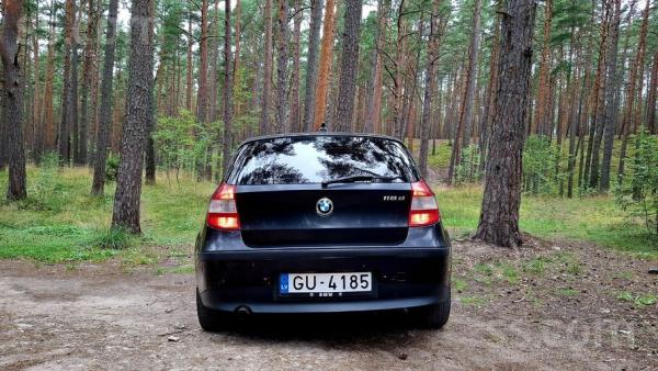 Black BMW 118 2007 in Riga, with an engine capacity of 2.00 L and mileage of 510 thousand km for 2200 €, photo 8 on AUTOMOTO.COM.LV
