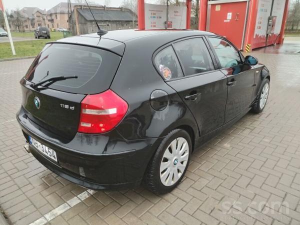 Black BMW 118 2007 in Saldus, with an engine capacity of 2.00 L and mileage of 373 thousand km for 2555 €, photo 1 on AUTOMOTO.COM.LV