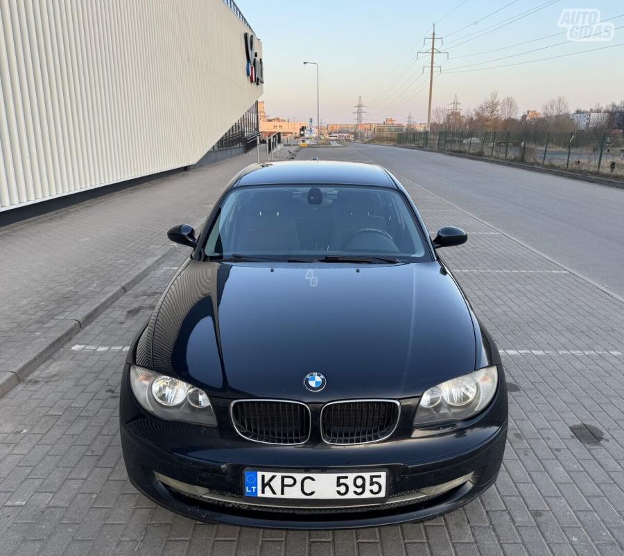 Melns BMW 118 2007 Viļņa, ar dzinēja tilpumu 2.00 L un nobraukumu 304 tūkst. km par 2900 €, foto 2 vietnē AUTOMOTO.COM.LV