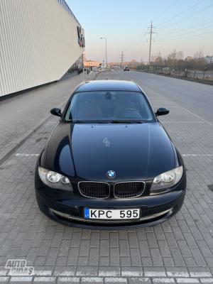 Melns BMW 118 2007 Viļņa, ar dzinēja tilpumu 2.00 L un nobraukumu 304 tūkst. km par 2700 €, foto 9 vietnē AUTOMOTO.COM.LV
