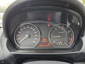 Melns BMW 118 2007 Šauļi, ar dzinēja tilpumu 2.00 L un nobraukumu 266 tūkst. km par 4750 €, foto 20 vietnē AUTOMOTO.COM.LV