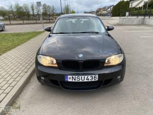 Черный БМВ 118 2007 в Тельшяй, объемом двигателя 1.80 л и пробегом 301 тыс. км за 3400 €, фото 10 на AUTOMOTO.COM.LV