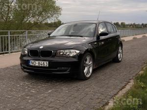 Black BMW 118 2007 in Riga, with an engine capacity of 2.00 L and mileage of 209 thousand km for 3700 €, photo 3 on AUTOMOTO.COM.LV