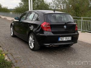 Black BMW 118 2007 in Riga, with an engine capacity of 2.00 L and mileage of 209 thousand km for 3700 €, photo 5 on AUTOMOTO.COM.LV