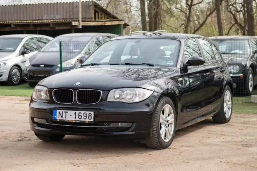 Black BMW 118 2007 in Grobiņa, with an engine capacity of 2.00 L and mileage of 297 thousand km for 4900 €, photo 1 on AUTOMOTO.COM.LV