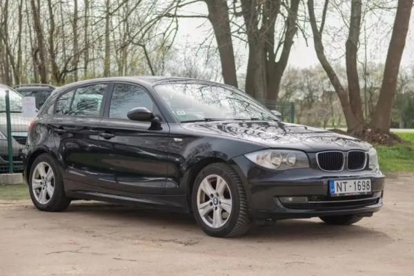Melns BMW 118 2007 Grobiņa, ar dzinēja tilpumu 2.00 L un nobraukumu 297 tūkst. km par 4900 €, foto 8 vietnē AUTOMOTO.COM.LV