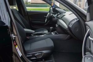 Black BMW 118 2007 in Grobiņa, with an engine capacity of 2.00 L and mileage of 297 thousand km for 4900 €, photo 15 on AUTOMOTO.COM.LV