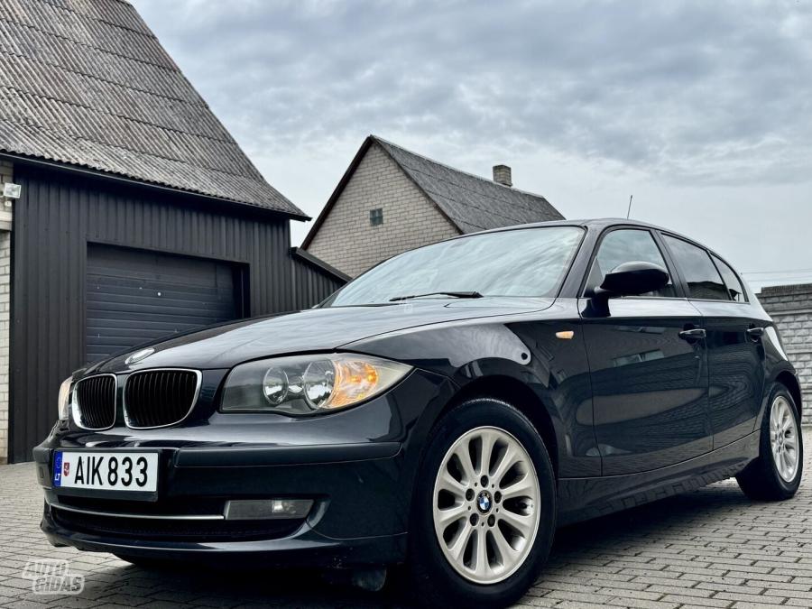 Black BMW 118 2007 in Kaunas, with an engine capacity of 2.00 L and mileage of 275 thousand km for 3150 €, photo 5 on AUTOMOTO.COM.LV