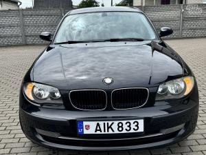 Black BMW 118 2007 in Kaunas, with an engine capacity of 2.00 L and mileage of 275 thousand km for 3150 €, photo 7 on AUTOMOTO.COM.LV