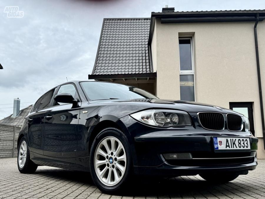 Black BMW 118 2007 in Kaunas, with an engine capacity of 2.00 L and mileage of 275 thousand km for 3150 €, photo 9 on AUTOMOTO.COM.LV