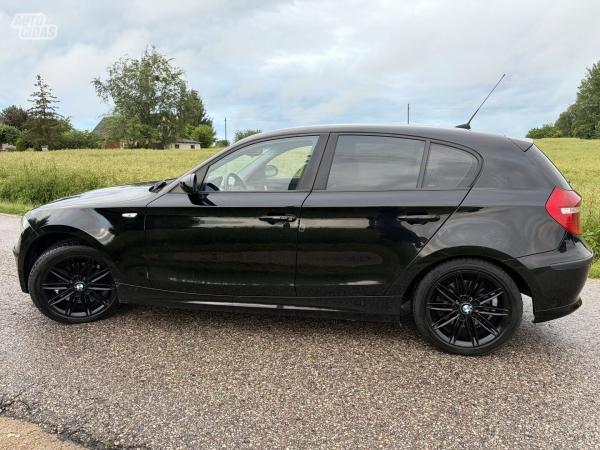 Black BMW 118 2007 in Alytus, with an engine capacity of 2.00 L and mileage of 290 thousand km for 2900 €, photo 4 on AUTOMOTO.COM.LV