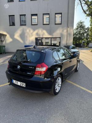 Melns BMW 118 2007 Kauņa, ar dzinēja tilpumu 2.00 L un nobraukumu 298 tūkst. km par 2800 €, foto 9 vietnē AUTOMOTO.COM.LV