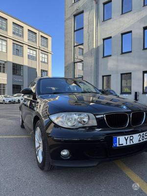 Melns BMW 118 2007 Kauņa, ar dzinēja tilpumu 2.00 L un nobraukumu 298 tūkst. km par 2800 €, foto 14 vietnē AUTOMOTO.COM.LV