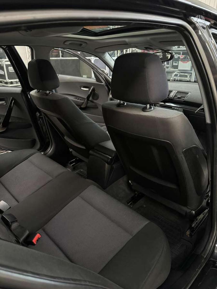 Melns BMW 118 2007 Kauņa, ar dzinēja tilpumu 2.00 L un nobraukumu 298 tūkst. km par 2800 €, foto 26 vietnē AUTOMOTO.COM.LV
