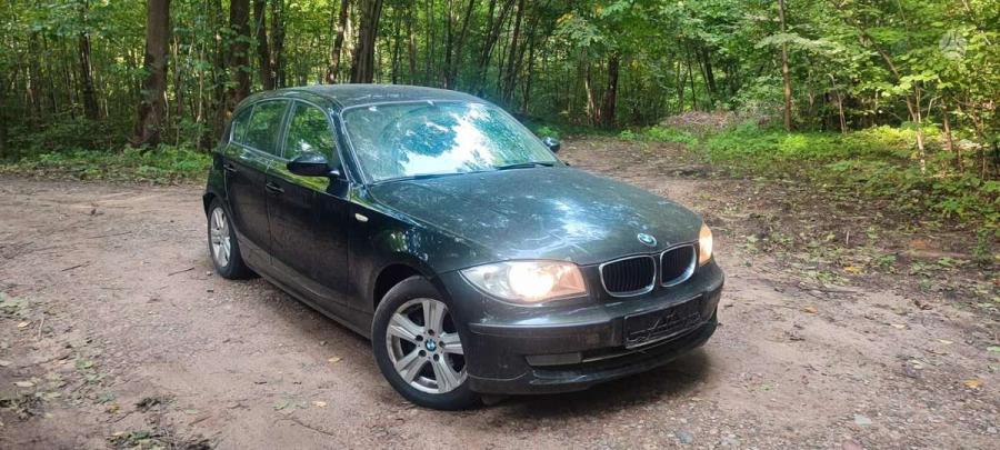 Черный БМВ 118 2007 в Вильнюс, объемом двигателя 2.00 л и пробегом 222 тыс. км за 999 €, фото 3 на AUTOMOTO.COM.LV