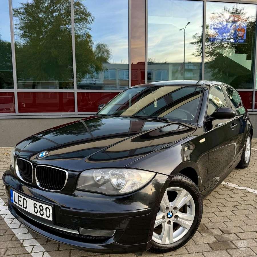 Black BMW 118 2007 in Kaisiadorys, with an engine capacity of 2.00 L and mileage of 318 thousand km for 2350 €, photo 8 on AUTOMOTO.COM.LV