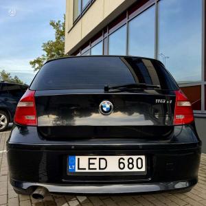 Black BMW 118 2007 in Kaisiadorys, with an engine capacity of 2.00 L and mileage of 318 thousand km for 2350 €, photo 15 on AUTOMOTO.COM.LV