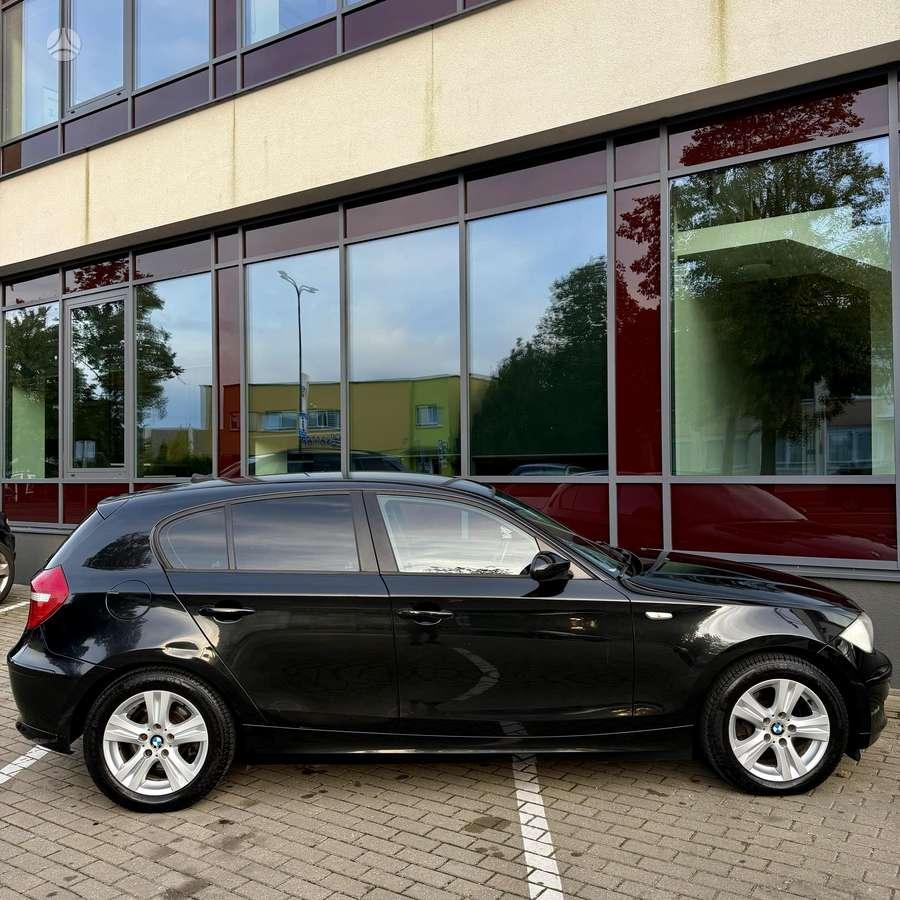 Black BMW 118 2007 in Kaisiadorys, with an engine capacity of 2.00 L and mileage of 318 thousand km for 2350 €, photo 16 on AUTOMOTO.COM.LV