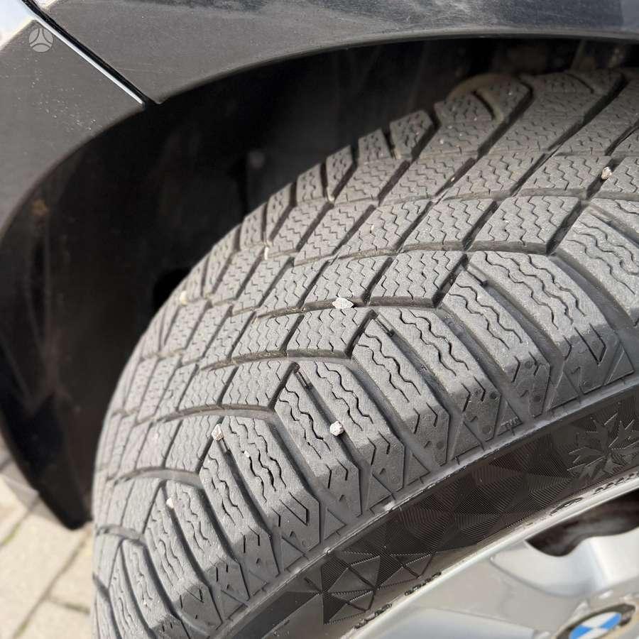 Black BMW 118 2007 in Kaisiadorys, with an engine capacity of 2.00 L and mileage of 318 thousand km for 2350 €, photo 20 on AUTOMOTO.COM.LV