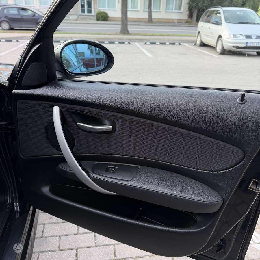 Black BMW 118 2007 in Kaisiadorys, with an engine capacity of 2.00 L and mileage of 318 thousand km for 2350 €, photo 25 on AUTOMOTO.COM.LV