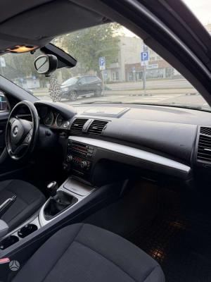 Black BMW 118 2007 in Kaisiadorys, with an engine capacity of 2.00 L and mileage of 318 thousand km for 2350 €, photo 26 on AUTOMOTO.COM.LV