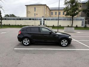 Black BMW 118 2007 in Ukmerge, with an engine capacity of 2.00 L and mileage of 332 thousand km for 2300 €, photo 3 on AUTOMOTO.COM.LV