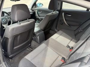 Black BMW 118 2007 in Ukmerge, with an engine capacity of 2.00 L and mileage of 332 thousand km for 2300 €, photo 8 on AUTOMOTO.COM.LV