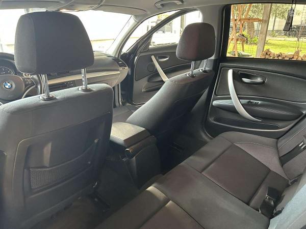 Melns BMW 118 2007 Kauņa, ar dzinēja tilpumu 2.00 L un nobraukumu 311 tūkst. km par 3200 €, foto 7 vietnē AUTOMOTO.COM.LV