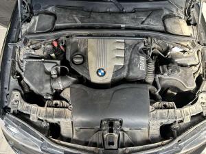 Melns BMW 118 2007 Kauņa, ar dzinēja tilpumu 2.00 L un nobraukumu 311 tūkst. km par 3200 €, foto 9 vietnē AUTOMOTO.COM.LV