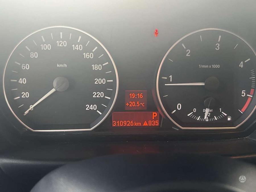 Melns BMW 118 2007 Kauņa, ar dzinēja tilpumu 2.00 L un nobraukumu 311 tūkst. km par 3200 €, foto 17 vietnē AUTOMOTO.COM.LV