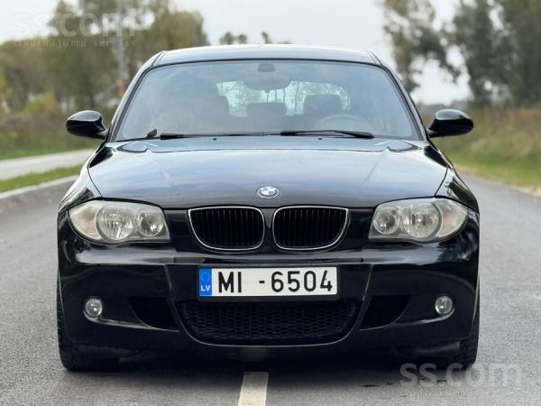 Black BMW 118 2007 in Jelgava, with an engine capacity of 2.00 L and mileage of 307 thousand km for 3850 €, photo 8 on AUTOMOTO.COM.LV