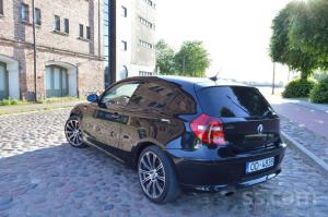 Melns BMW 118 2008 Liepāja, ar dzinēja tilpumu 2.00 L un nobraukumu 295 tūkst. km par 3500 €, foto 4 vietnē AUTOMOTO.COM.LV