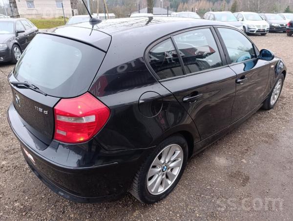 Melns BMW 118 2008 Valmiera, ar dzinēja tilpumu 2.00 L un nobraukumu 269 tūkst. km par 3550 €, foto 7 vietnē AUTOMOTO.COM.LV