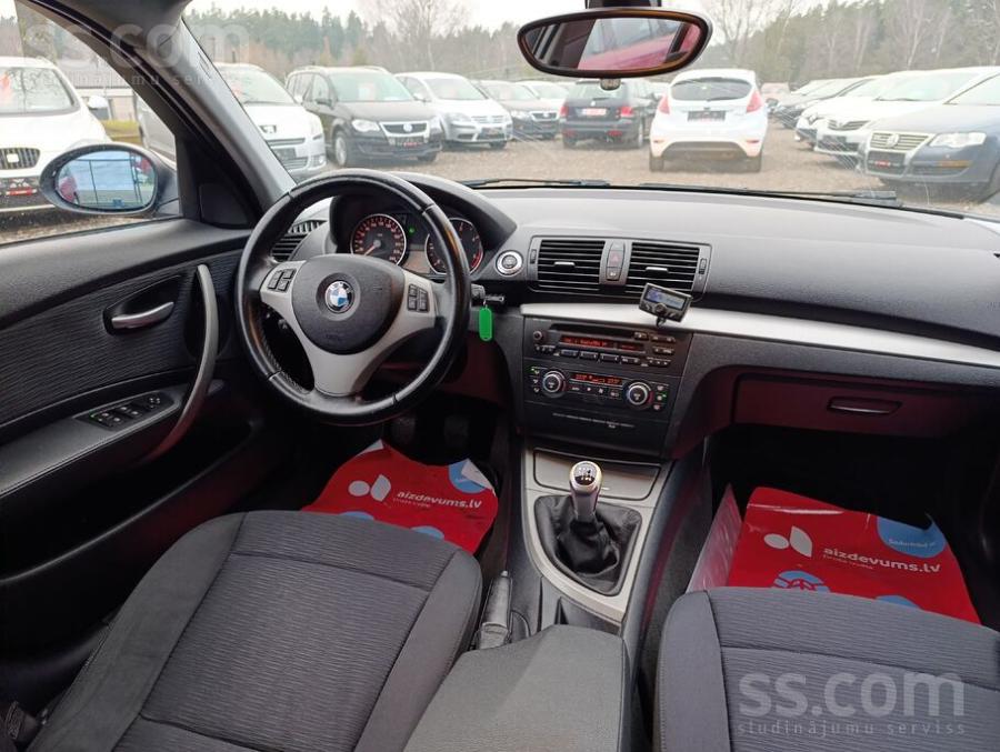 Melns BMW 118 2008 Valmiera, ar dzinēja tilpumu 2.00 L un nobraukumu 269 tūkst. km par 3550 €, foto 14 vietnē AUTOMOTO.COM.LV