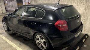 Melns BMW 118 2008 Viļņa, ar dzinēja tilpumu 2.00 L un nobraukumu 267 tūkst. km par 1800 €, foto 3 vietnē AUTOMOTO.COM.LV