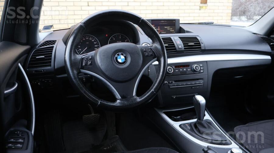 Black BMW 118 2008 in Riga, with an engine capacity of 2.00 L and mileage of 0 thousand km for 3490 €, photo 9 on AUTOMOTO.COM.LV