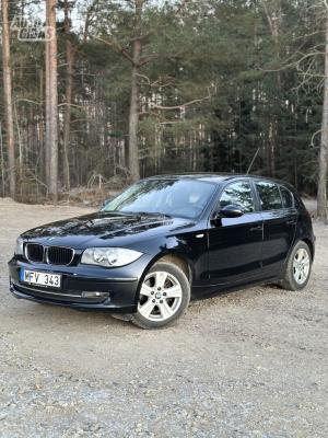 Melns BMW 118 2008 Viļņa, ar dzinēja tilpumu 2.00 L un nobraukumu 295 tūkst. km par 2650 €, foto 2 vietnē AUTOMOTO.COM.LV