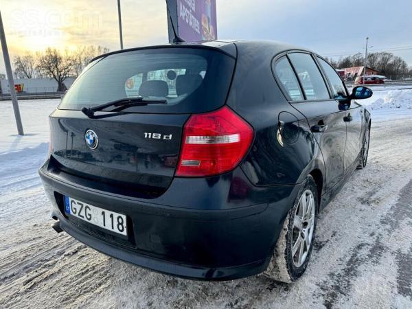 Melns BMW 118 2008 Rīga, ar dzinēja tilpumu 2.00 L un nobraukumu 299 tūkst. km par 1950 €, foto 7 vietnē AUTOMOTO.COM.LV