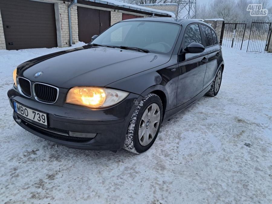 Melns BMW 118 2008 Šauļi, ar dzinēja tilpumu 2.00 L un nobraukumu 201 tūkst. km par 2250 €, foto 1 vietnē AUTOMOTO.COM.LV