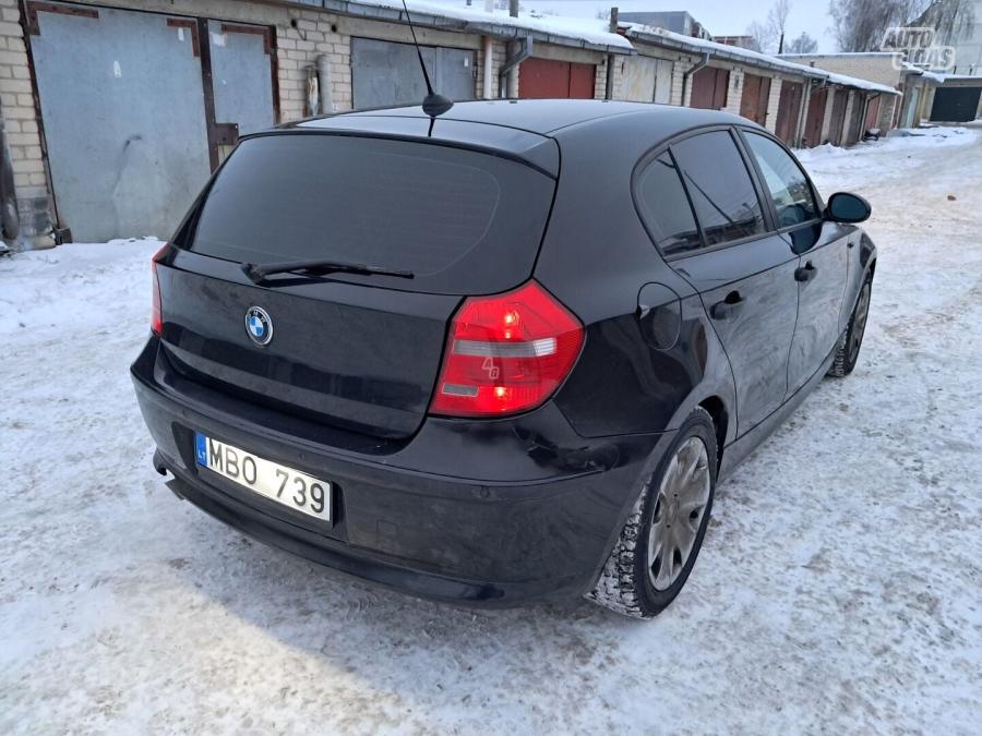 Melns BMW 118 2008 Šauļi, ar dzinēja tilpumu 2.00 L un nobraukumu 201 tūkst. km par 2250 €, foto 6 vietnē AUTOMOTO.COM.LV