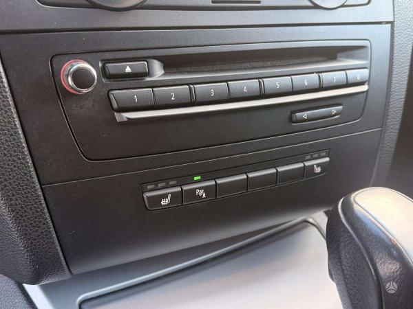 Melns BMW 118 2008 Viļņa, ar dzinēja tilpumu 2.00 L un nobraukumu 247 tūkst. km par 4900 €, foto 11 vietnē AUTOMOTO.COM.LV