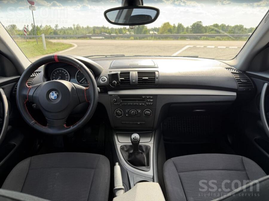 Melns BMW 118 2008 Rīga, ar dzinēja tilpumu 2.00 L un nobraukumu 323 tūkst. km par 2760 €, foto 13 vietnē AUTOMOTO.COM.LV