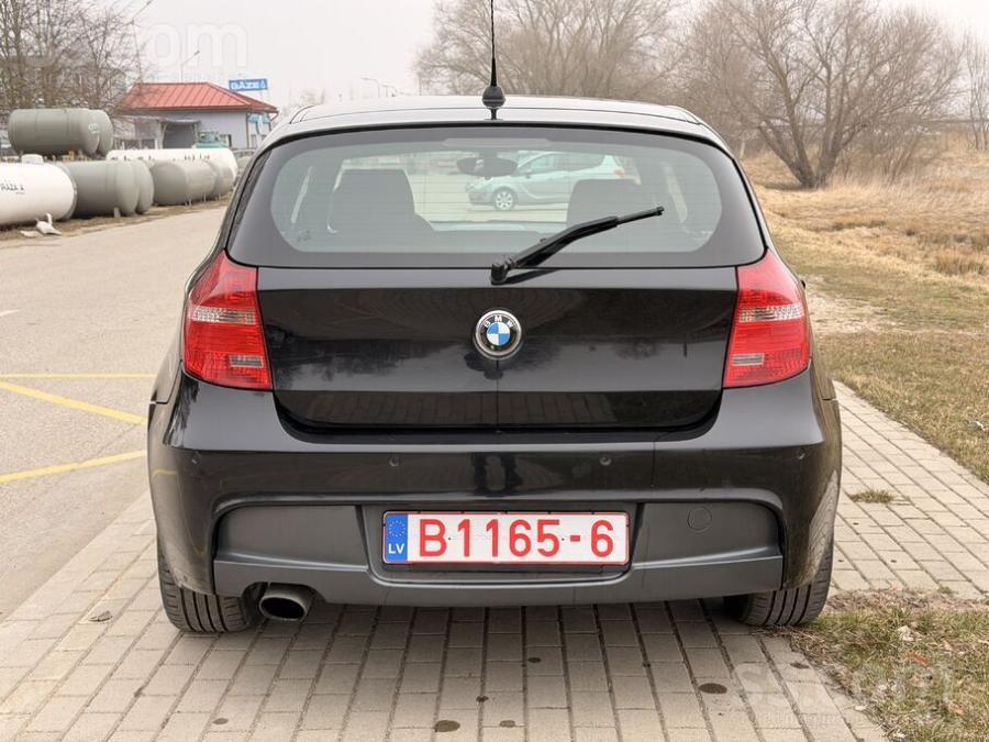 Black BMW 118 2008 in Liepaja, with an engine capacity of 2.00 L and mileage of 324 thousand km for 2550 €, photo 7 on AUTOMOTO.COM.LV