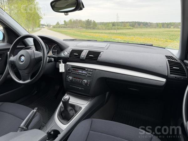 Черный БМВ 118 2008 в Тукумс, объемом двигателя 2.00 л и пробегом 252 тыс. км за 2400 €, фото 6 на AUTOMOTO.COM.LV